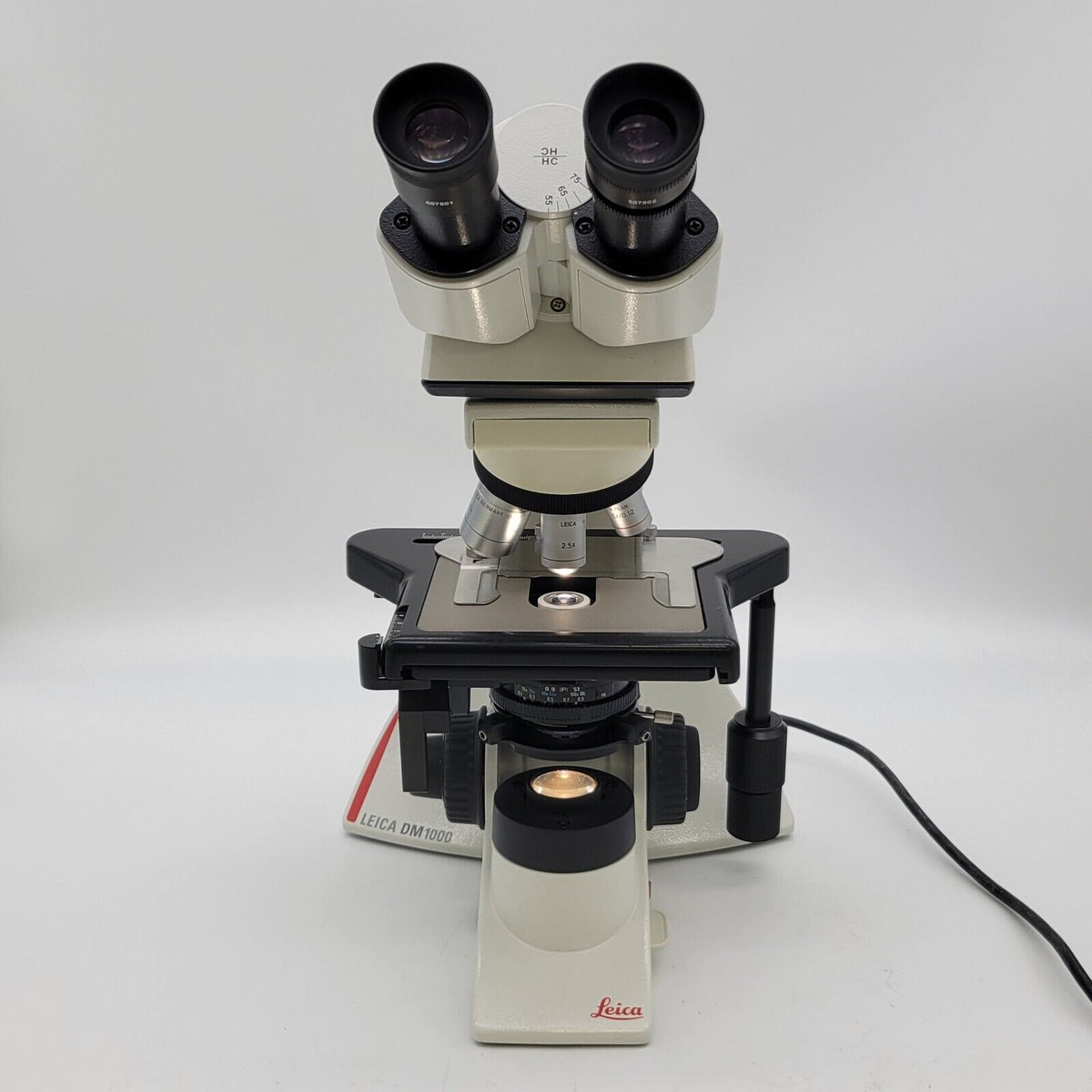 Refurbished Used Leica Microscope DM1000 with 2.5x Objective for ...