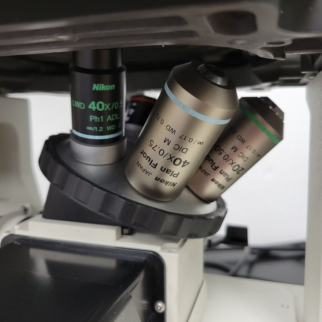 Nikon Microscope Eclipse TE200 with Phase Contrast & Fluorescence | Microscope Marketplace