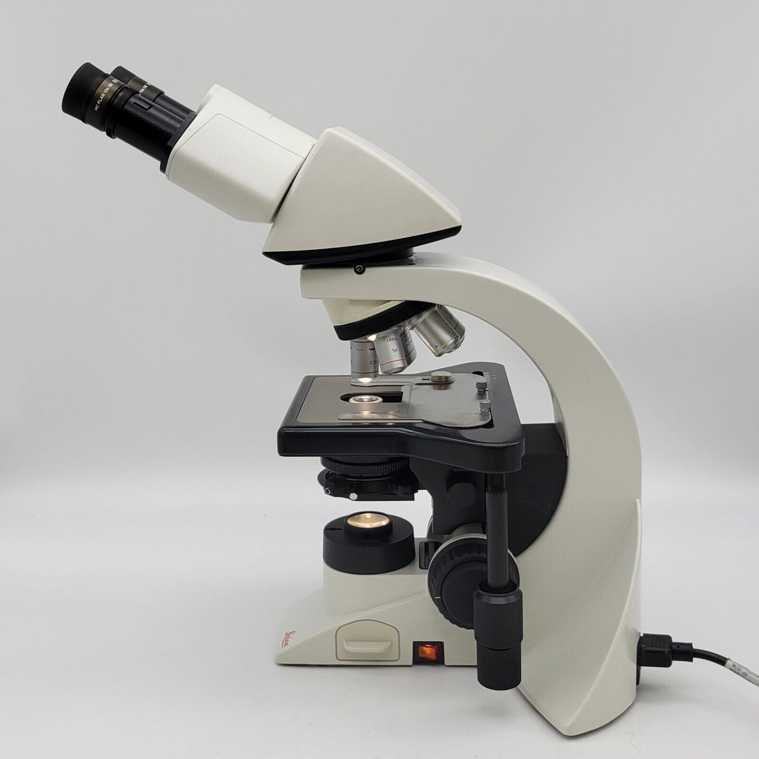 Leica Microscope DM1000 with 2.5x Objective for Pathology / Mohs ...